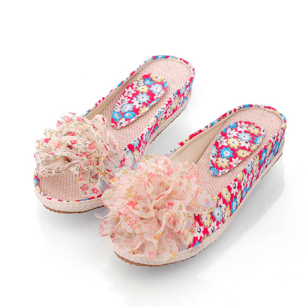 Handmade Floral Lace Flower Sandals/slippers on Luulla